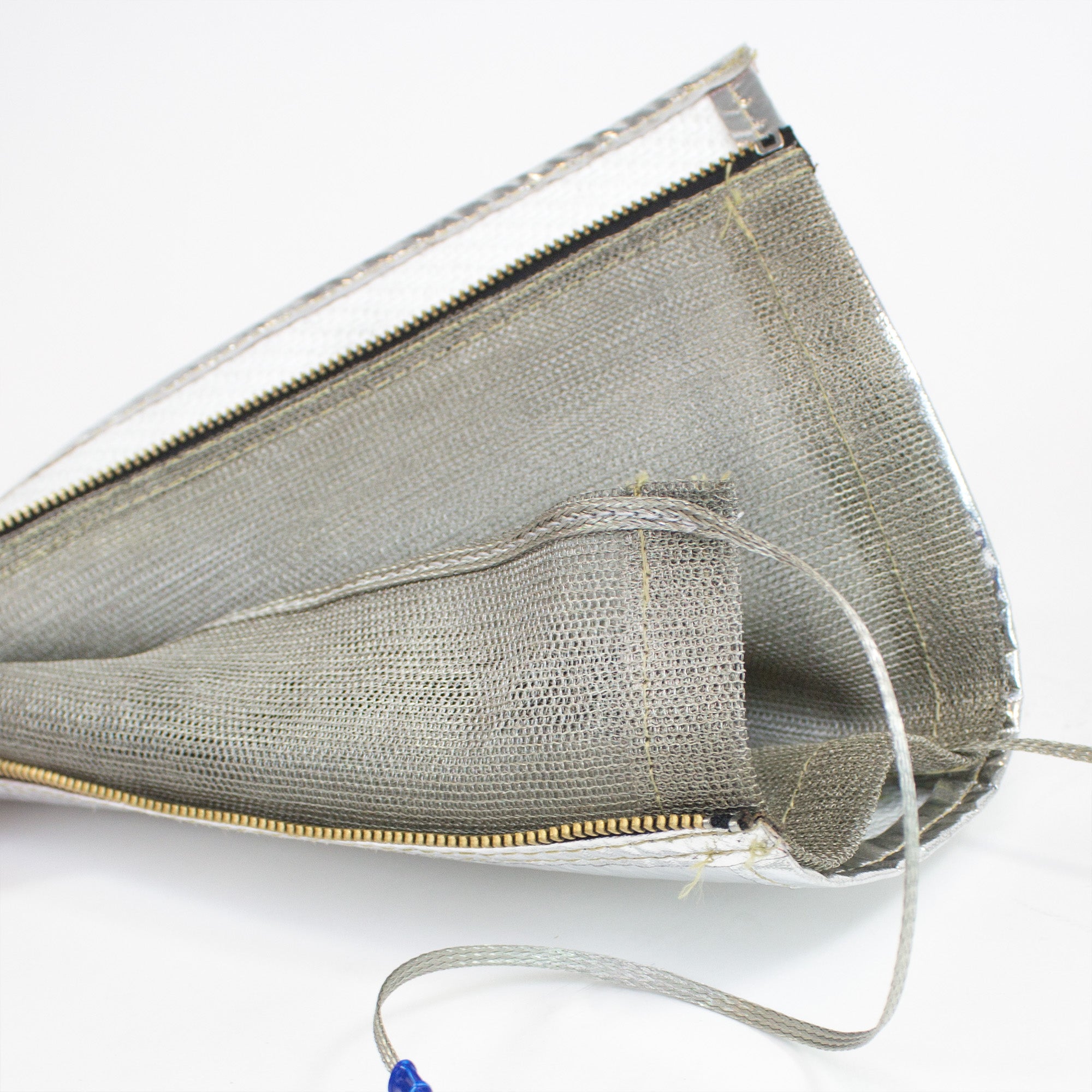 Zipper-Mesh (ALHTG-65) EMI & Heat Shielded Jacketing – ZT